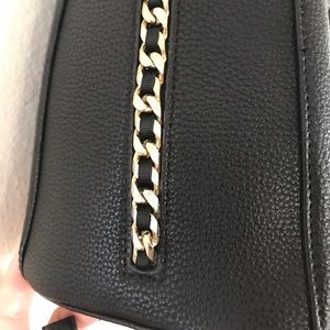 Kensie | Bags | Kenzie Faux Leather Shoulder Bag | Poshmark